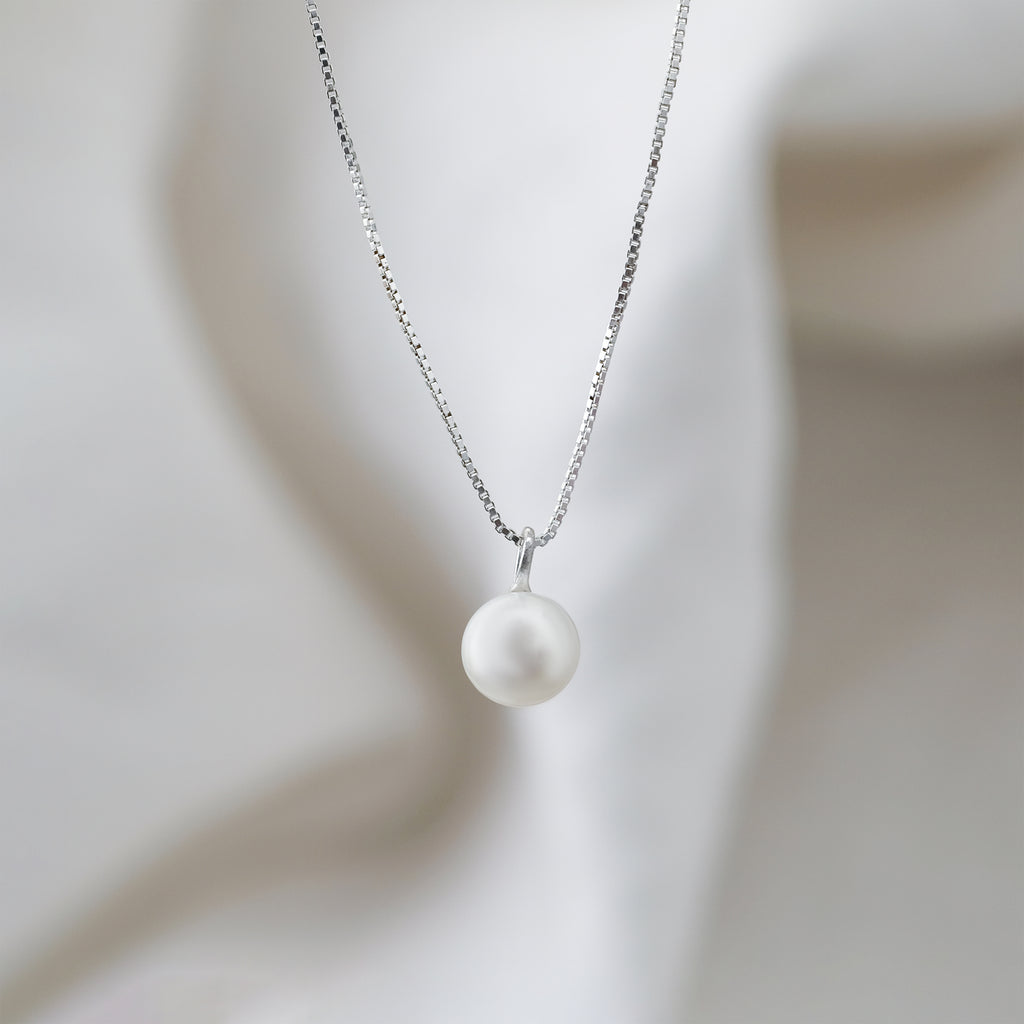 Seek Shine Iman Teeny-Tiny Necklace (925 Sterling Silver)