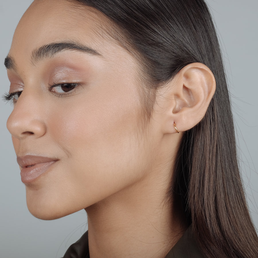 Seek Shine Shilo Teeny-Tiny Hoops Shilo Teeny-Tiny Hoops (18K Gold Stainless Steel)